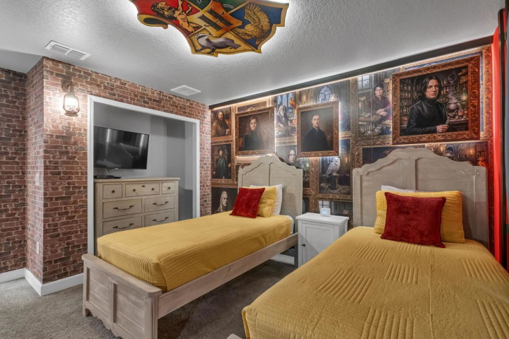 Storey Lake Retreat 4br, Private Pool - Kissimmee, FL