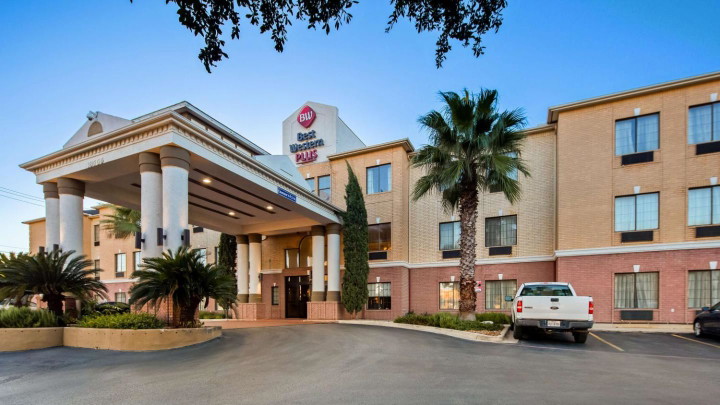 Best Western Plus Hill Country Suites - San Antonio, TX