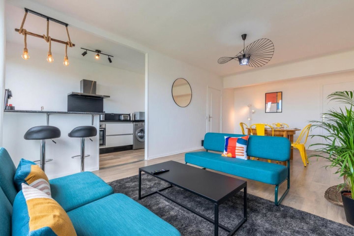 Appartement 2 Chambres En Hypercentre Avec Parking - Courtrai