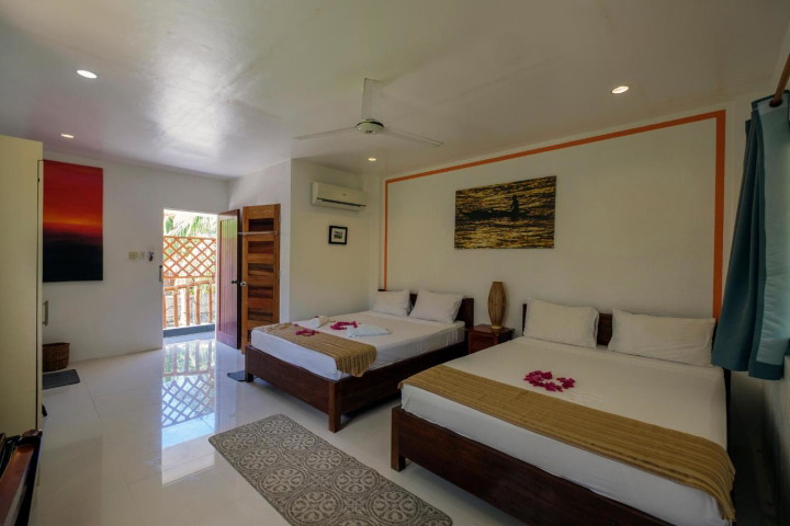Evolution Dive And Beach Resort - Daanbantayan