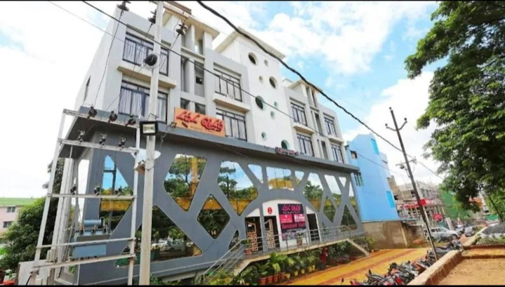 Hotel Travora Suits -Lalquila - Bhubaneswar