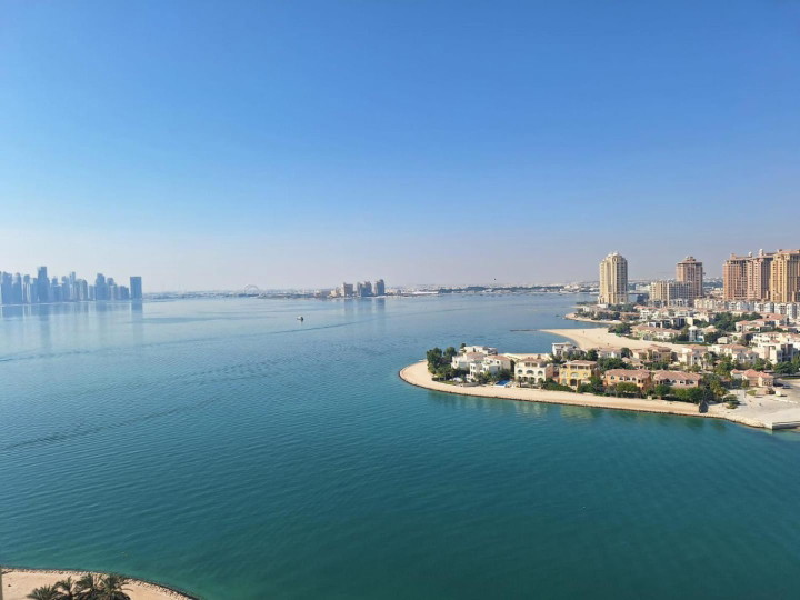 Pearl Of Viva Bahriya Beachfront Studio With Panoramic Sea View, Balcony, Pool & Private Beach - Doha