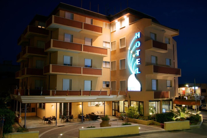 Hotel Il Delfino - San Vincenzo