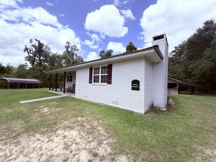 Farm House Stay With Soaking Tub And Hot Tub Barn - Hammond, LA