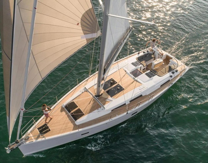 Private Sail Yacht On The Amalfi Coast Escape The Crowds In Style - Positano