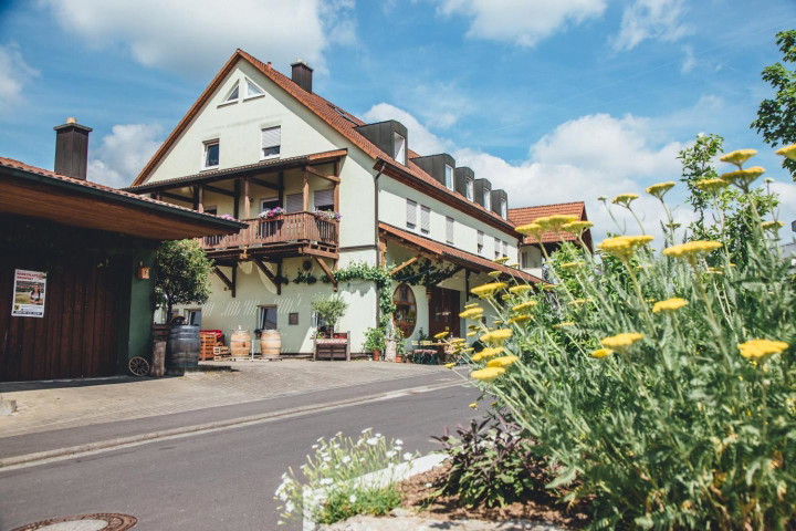 Weingut Leininger Ferienwohnungen - Bawaria