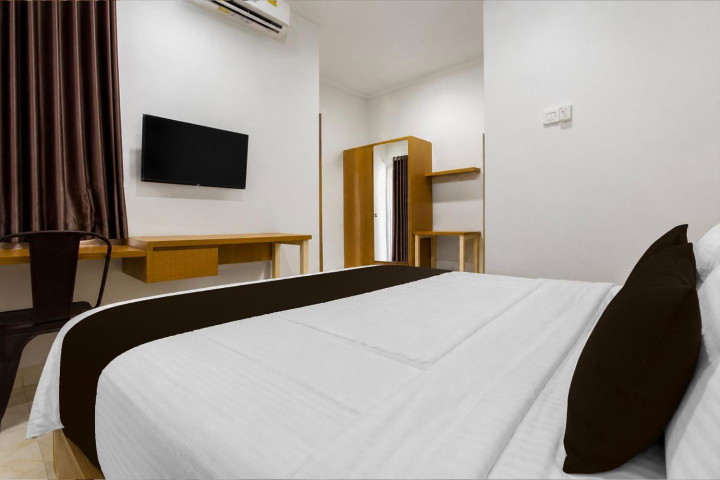 Collection O Near Ambarrukmo Plaza Mall Formerly Damar Kusumo Guest House - Yogyakarta