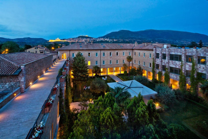 Th Assisi - Hotel Cenacolo - Bastia Umbra