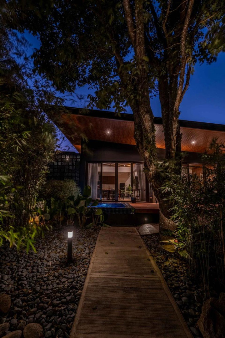 Shanti Cabin - Ezra Viniti Resort - Tagaytay