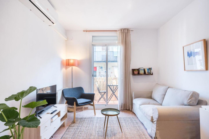 Cozy Apt With Charm And Exquisite Natural Light - Barcelona