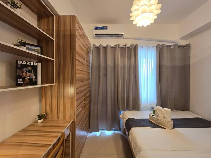 Citispace 1br Condotel Suite At Fame Residences #Fm14a - Makati