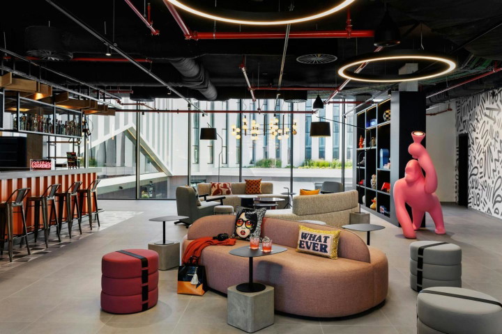 Moxy Alfragide Lisboa - Portugal