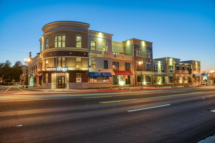Hotel Lexen Newhall & Santa Clarita - Near Six Flags Magic Mountain - Santa Clarita, CA