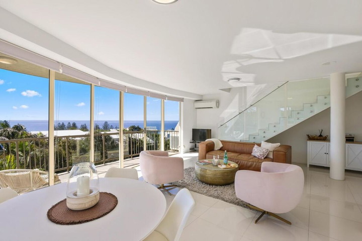 Azure Horizon - Ocean View Penthouse - Noosa