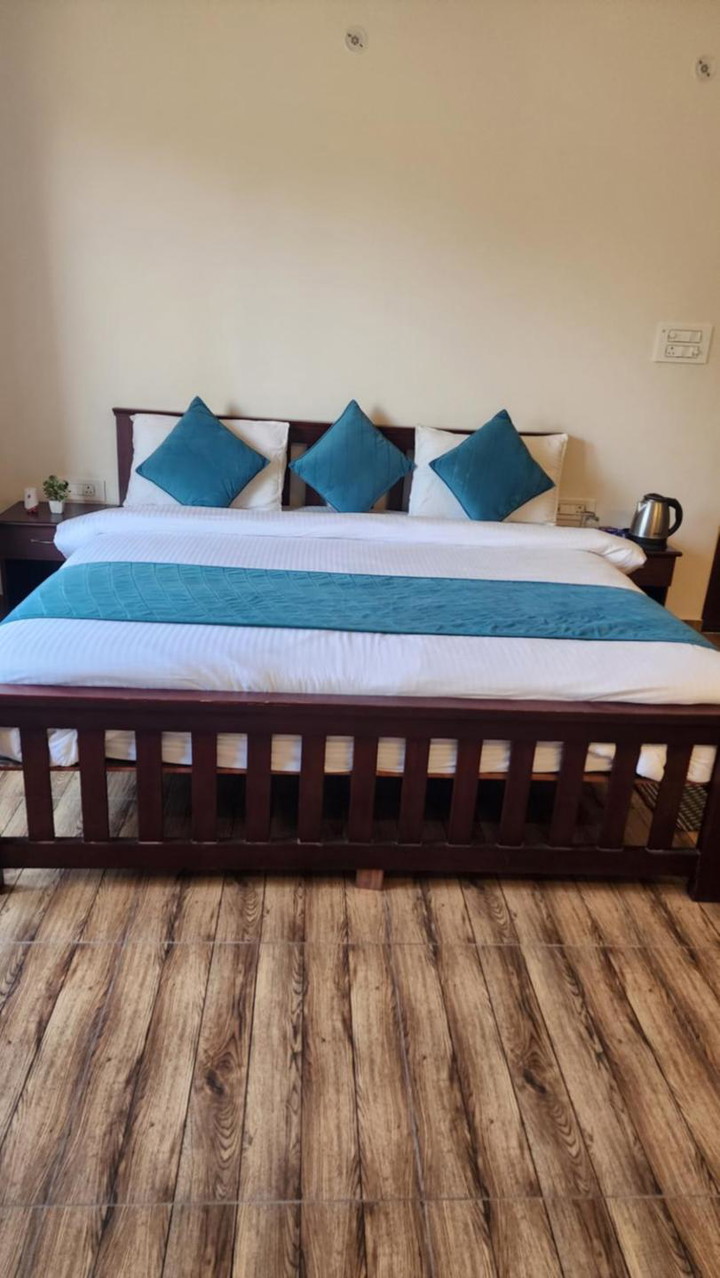 O M G Home Stay - Uttarakhand