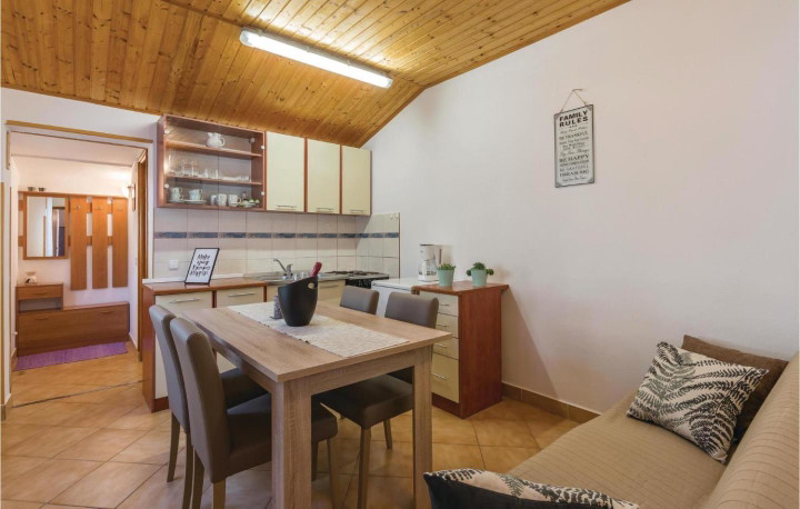 One-bedroom Apartment In Fazana - Pula