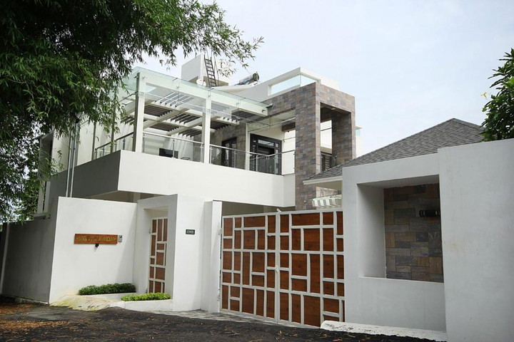 Solomons Ark Luxury Pool Villa - Kochi, India