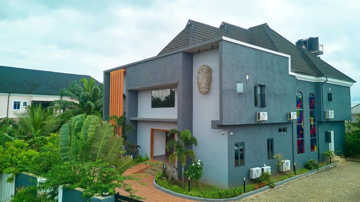 Black Muse Residence - Benin City