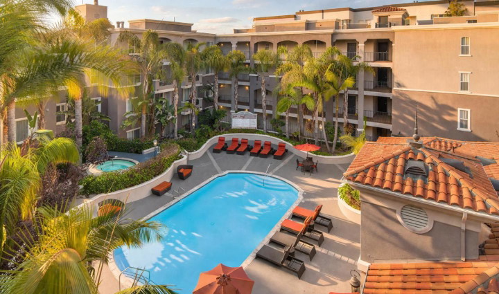Marina Del Rey 2br & 1br Getaway - Gym - Pool - Sauna - Near Marina - Venice Beach - Venice Beach, CA