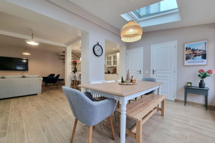 Le Magnolia Terrace & Private Parking Sleeps 6 - Honfleur