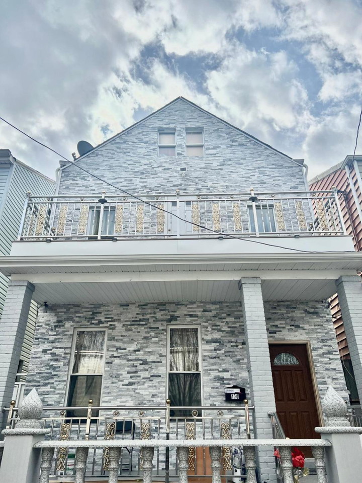 3 Bedrooms In 2nd Floor Modern Brooklyn Home, Close To J Train - New York