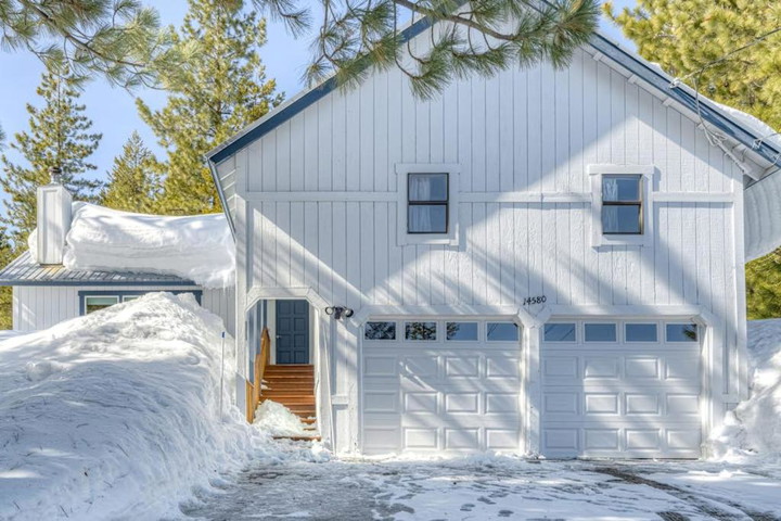 Mountain Home With Wood Stove W&d & Propane Heat - Near Lifts & Trails - Truckee, CA