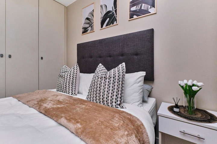 The Signature Stay Fast Wi-fi Business Travel - Sandton