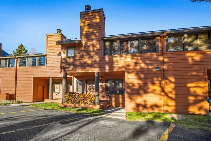 Mammoth Village Properties By 101 Great Escapes - Mammoth Mountain, CA