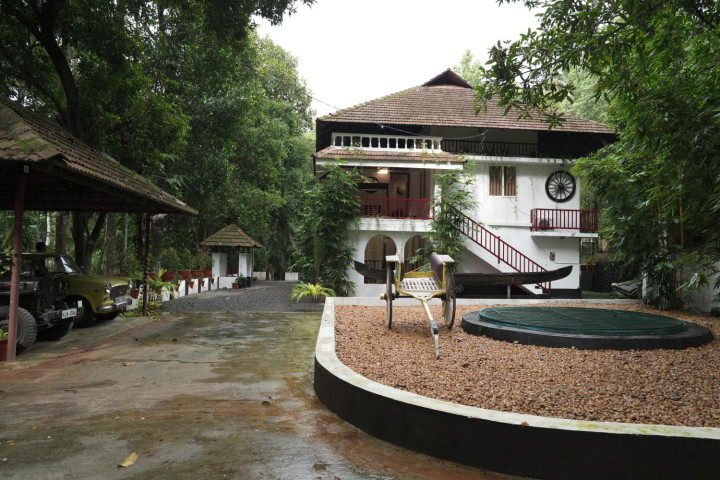 Vintage Valley Heritage Home - Thodupuzha