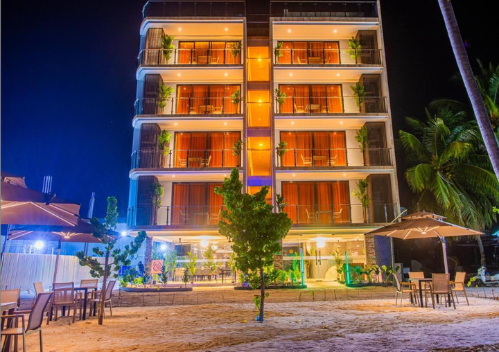 Lonuhiri At Dhigurah - Maldives