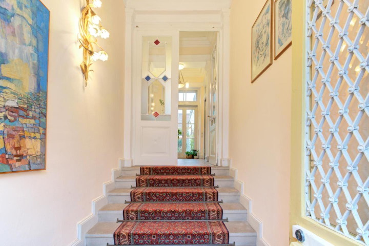 Charmante Altbauwohnung Mit Gartenblick - Landau
