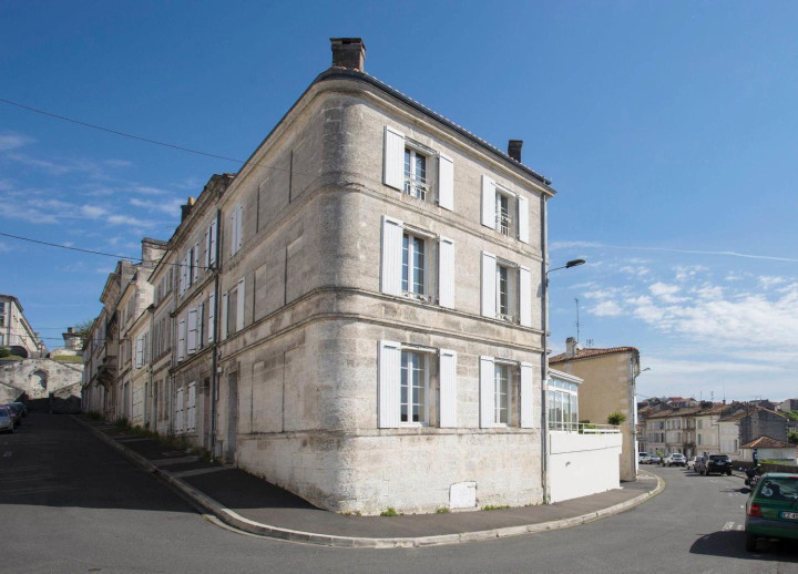 Laferrière, éTablissement Confortable, Calme Et Entièrement Climatise - Angoulême