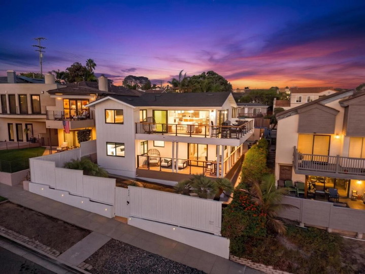 Moonlight Dream - 4 Bedroom Panoramic Ocean Views - Carlsbad, CA