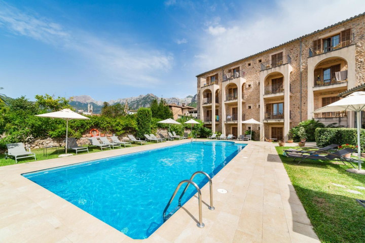 Hotel Ca'l Bisbe - Sóller