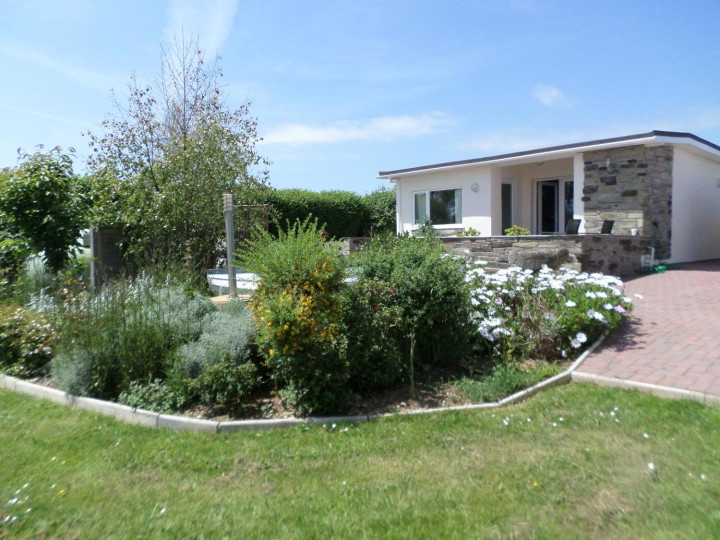 One Bedroom Bungalow With Private Garden At Parkland, Near Kingsbridge - Kingsbridge