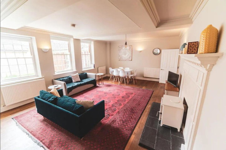 Amazing Central 2 Bed With Parking - Wroxham