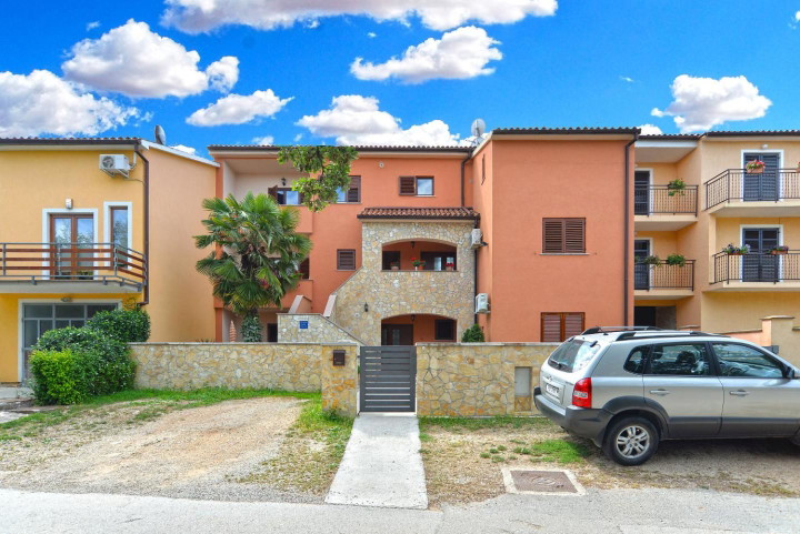 Apartment Puzar 295 - Pula