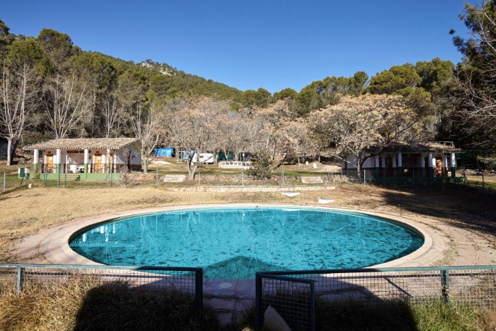 Camping Montillana Con Bungalows - Andalousie