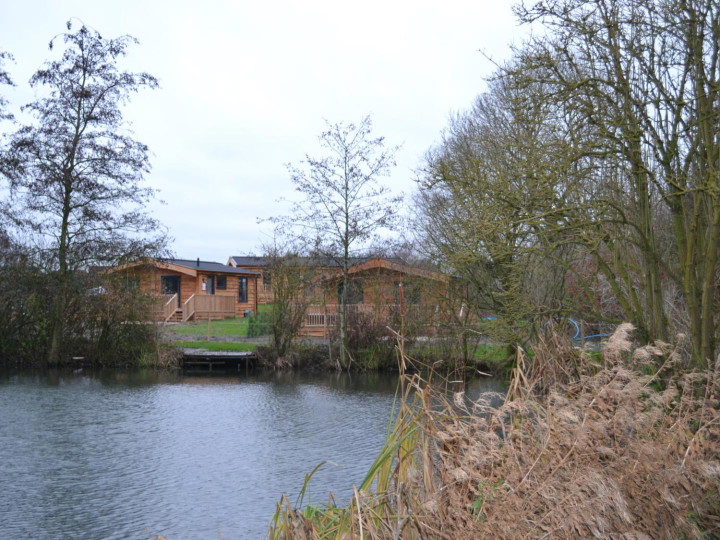 The Chiltern Lodges At Upper Farm Henton - Buckinghamshire