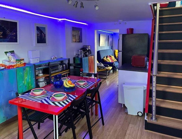 Unique Artsy 2 Bdrm Apt 1.5 Mi From Downtown - Pennsylvania