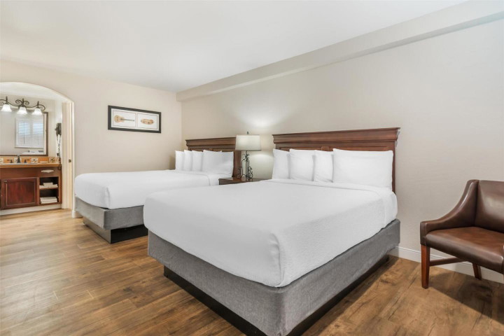 Best Western Rose Garden Inn - Watsonville, CA