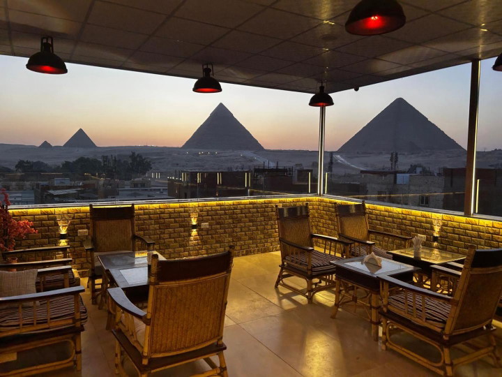 Nun Pyramids Inn - Giza