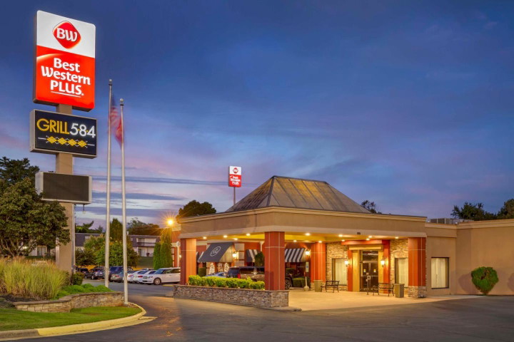 Best Western Plus Burlington - Burlington, NC