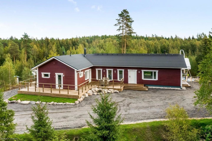 Uusi Huvila Lahdessa - Lahti