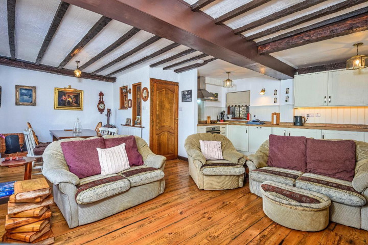 Finest Retreats - Ukulele Cottage, Whitby - Whitby