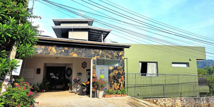 Seaview Eagles Nest Apartments - Kata Beach