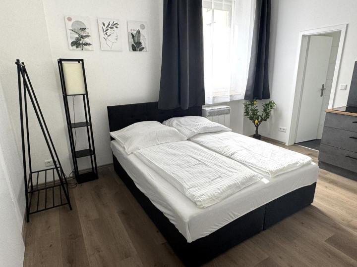 Modern Studio For 2 - Central I Parking I Wifi - Bielefeld