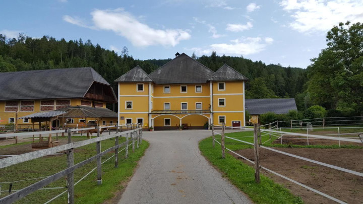 Ferienwohnungen Gut Seebacher - Wörthersee
