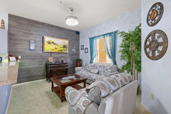 Cozy & Spacious Condo 10min Walk To Beach - South Padre Island