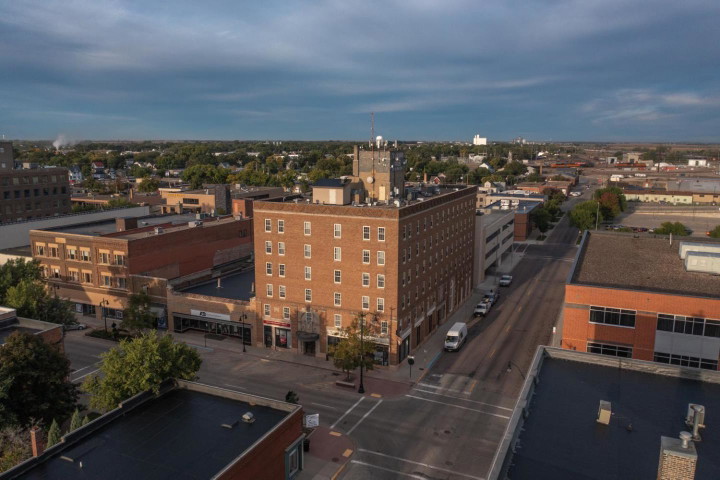 The Alonzo Ward Hotel - Aberdeen, SD